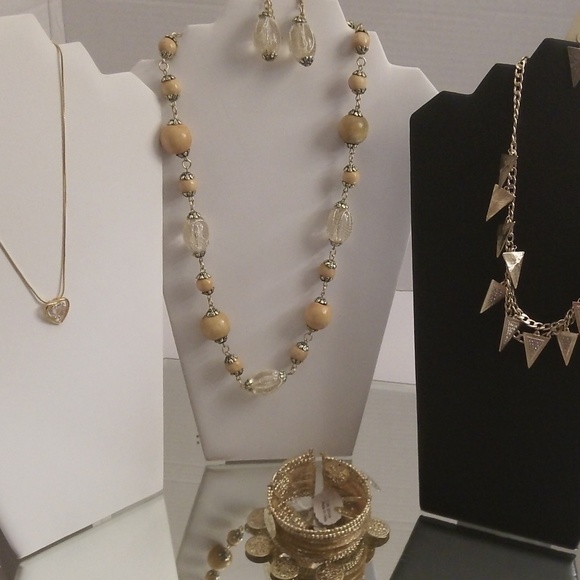 VARIOUS | Jewelry | Nwts Golden Stella Misc Necklaces Earrings B23 ...